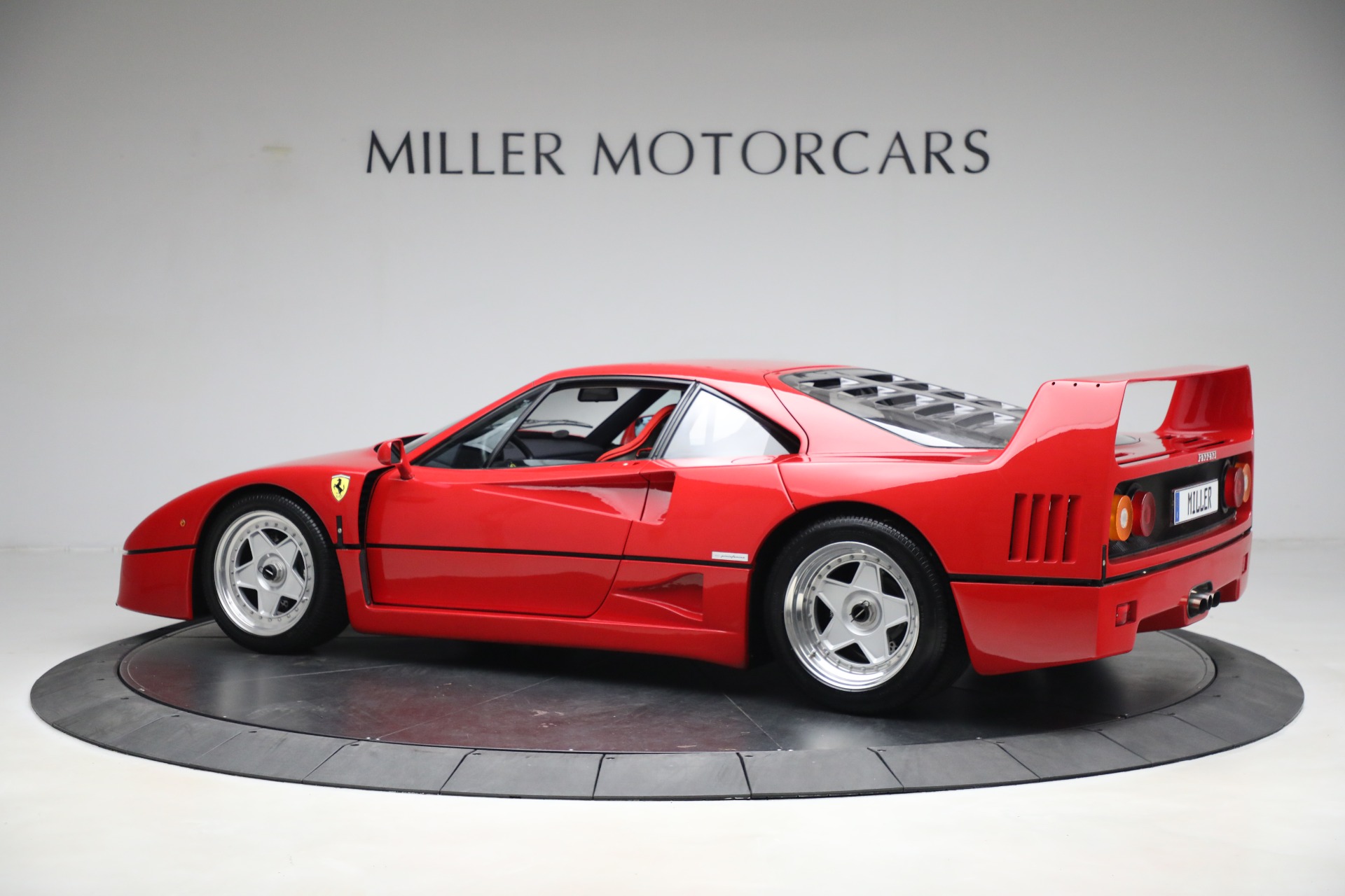 Pre-Owned 1990 Ferrari F40 For Sale | Ferrari of Greenwich Stock #85192