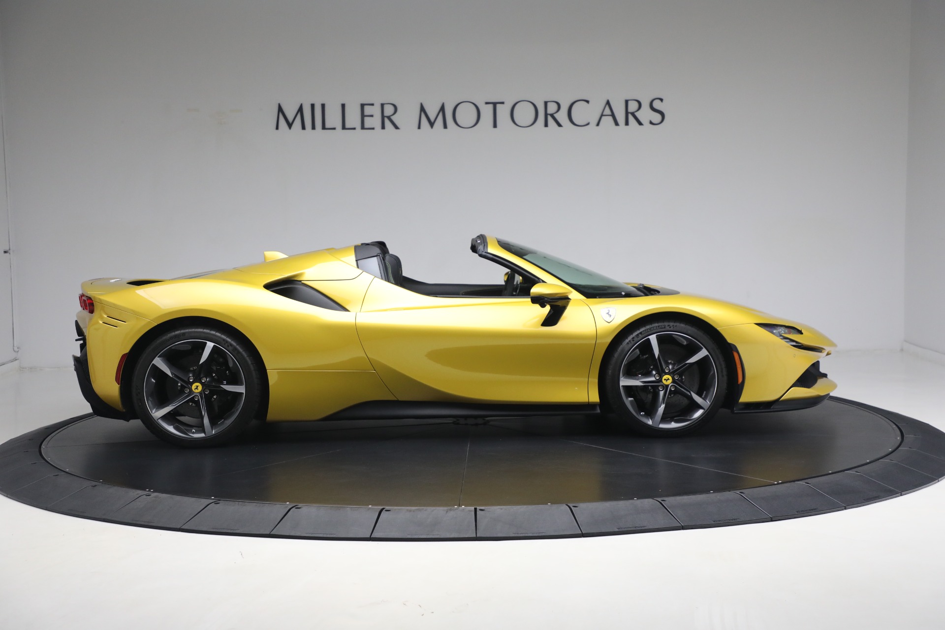 Pre-Owned 2024 Ferrari SF90 Spider For Sale $595,900 | Ferrari of ...